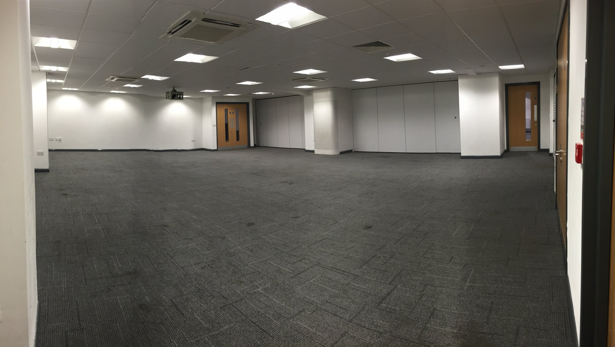 Centre AT7 Rooms - CVLife